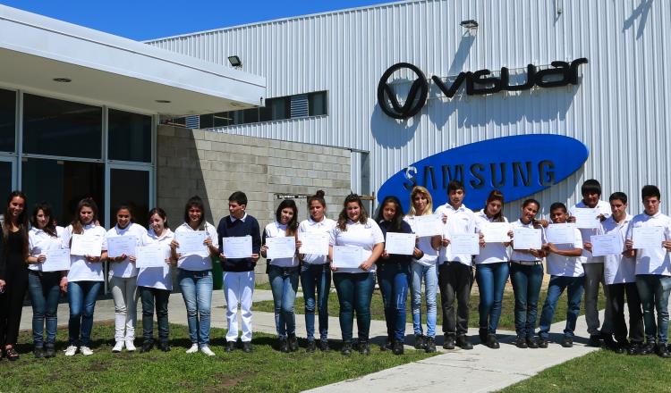 Colación de la Primera Promoción del Samsung Tech Institute Cañuelas ...